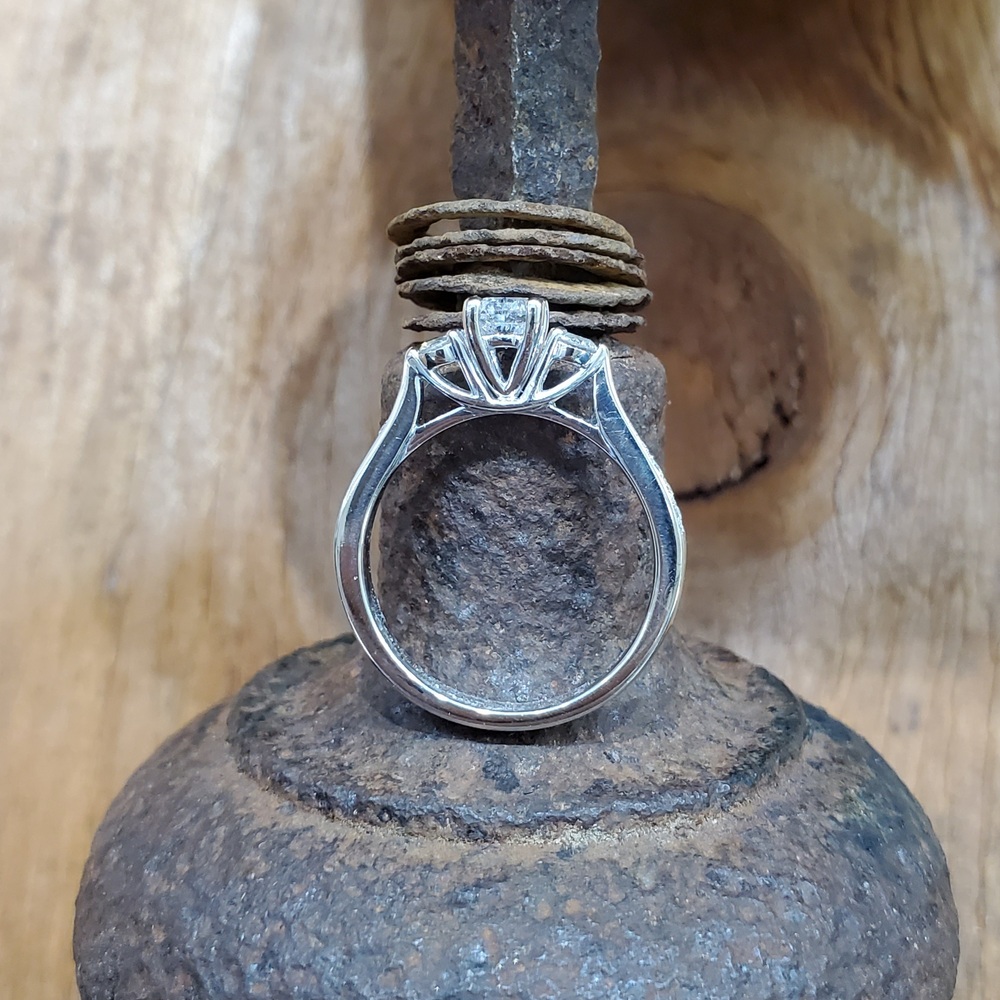 Shane Co. .55ctw Diamond Ring | Dynasty Jewelry and Loan