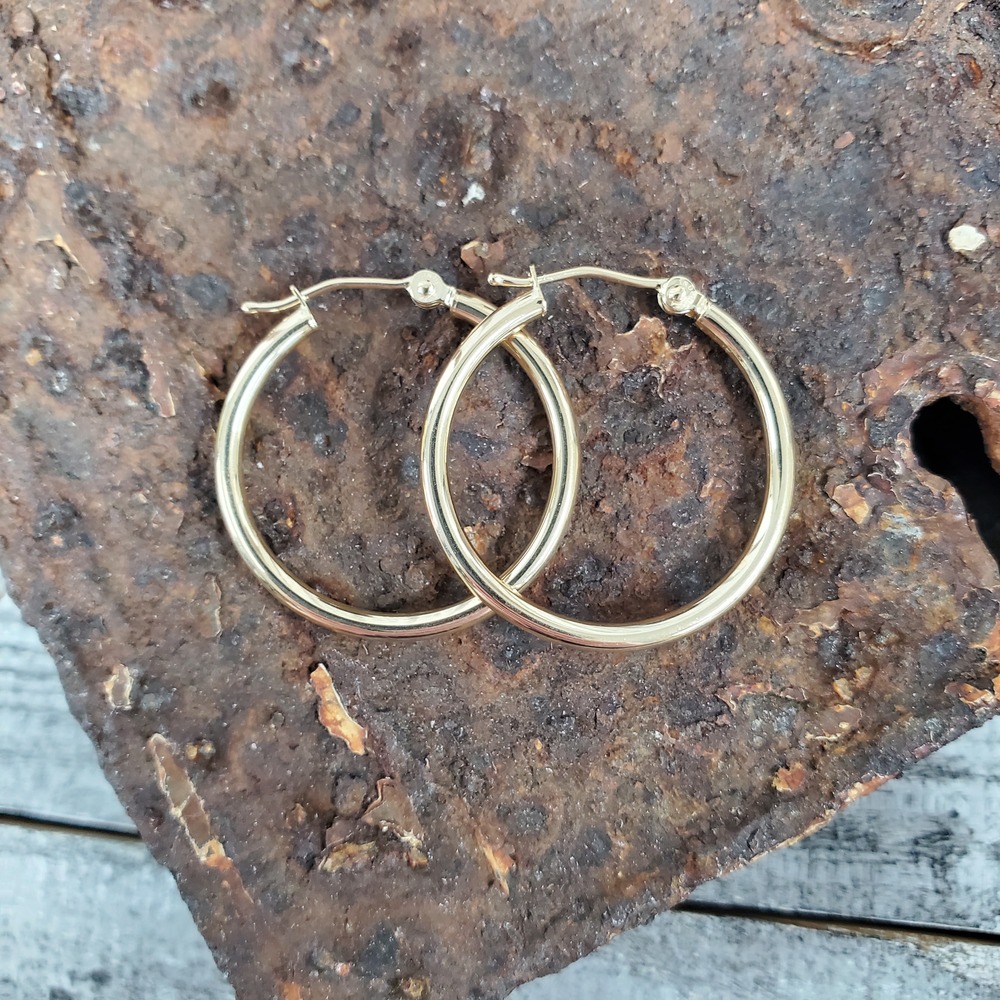 Brand New 25mm Hoop Earrings | Dynasty Jewelry and Loan